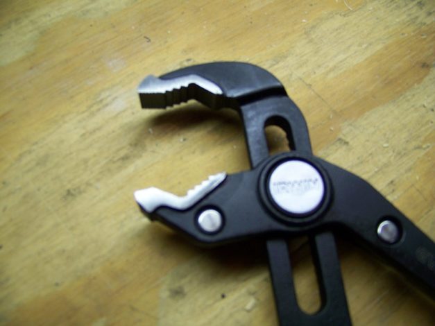 IRWIN Vise Grip GV10, GV10R, GV10S Pliers – Review – Tools In Action ...