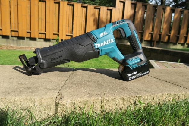 Makita Reciprocating Saw – 18V & 36V Brushless – Tools In Action ...