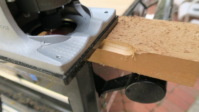 Bosch Colt Palm Router – Electronic Viable Speed PR20EVS – Tools In ...