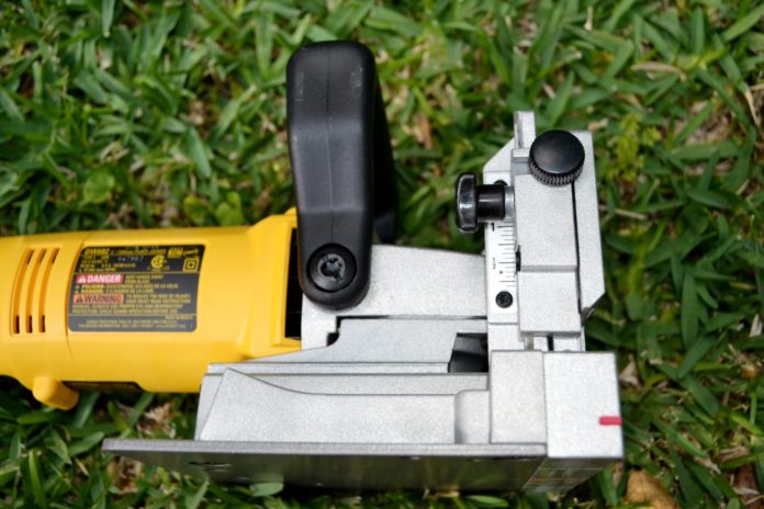 Dewalt Biscuit Joiner Review – Tools In Action – Power Tool Reviews
