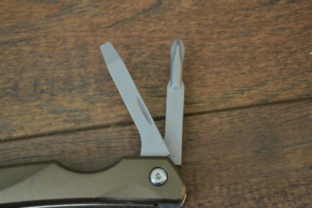 Klein Electricians Multi-Tool Review – Tools In Action – Power Tool Reviews