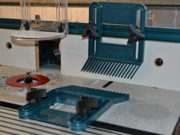 Bosch Bench Top Router Table Review – Tools In Action – Power Tool Reviews