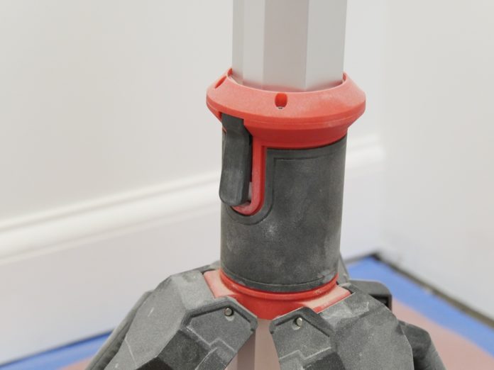 Milwaukee M12 Rocket Light Review – Tools In Action – Power Tool Reviews