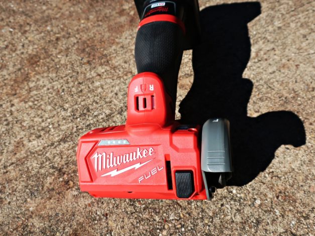 Milwaukee M12 Cut Off Tool Review – Tools In Action – Power Tool Reviews
