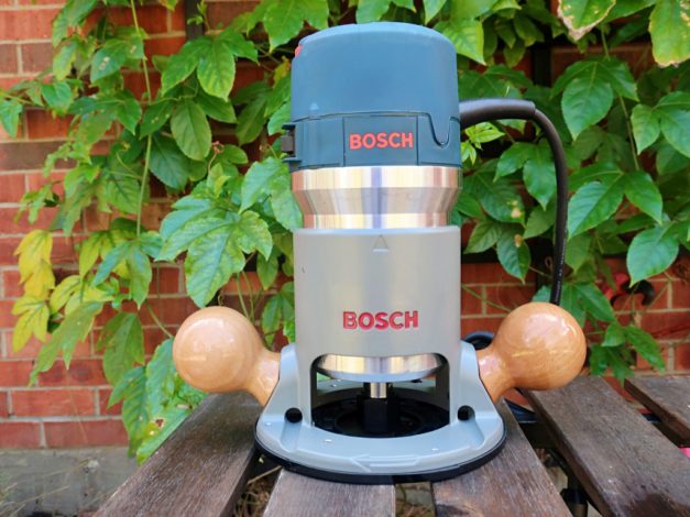 Bosch 1617EVS Router Review – Tools In Action – Power Tool Reviews