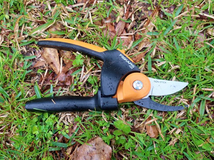 Fiskars Garden Tools Review – Tools In Action – Power Tool Reviews