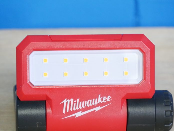 Milwaukee Rover Light – Tools In Action – Power Tool Reviews