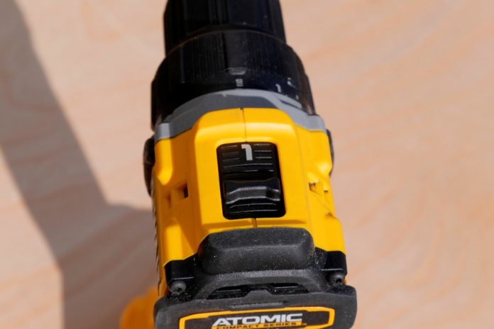 DeWALT Atomic – Drill-Driver and Ratchet – Tools In Action – Power Tool ...