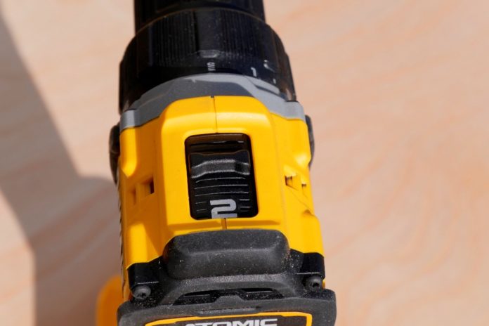 DeWALT Atomic – Drill-Driver and Ratchet – Tools In Action – Power Tool ...