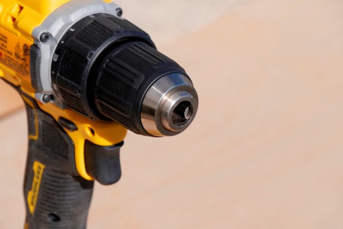 DeWALT Atomic – Drill-Driver and Ratchet – Tools In Action – Power Tool ...