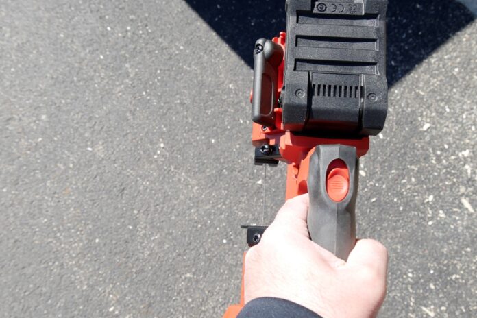 Hilti SB 4-22 Band Saw – Tools In Action – Power Tool Reviews