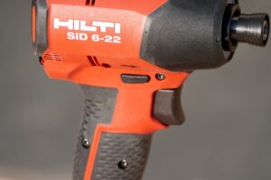 Hilti SID 6-22 Impact Driver – Tools In Action – Power Tool Reviews