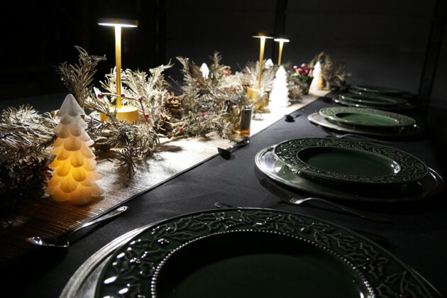 Easy Folding Table Hack for a 10 Seat Dining Table for Your Christmas ...